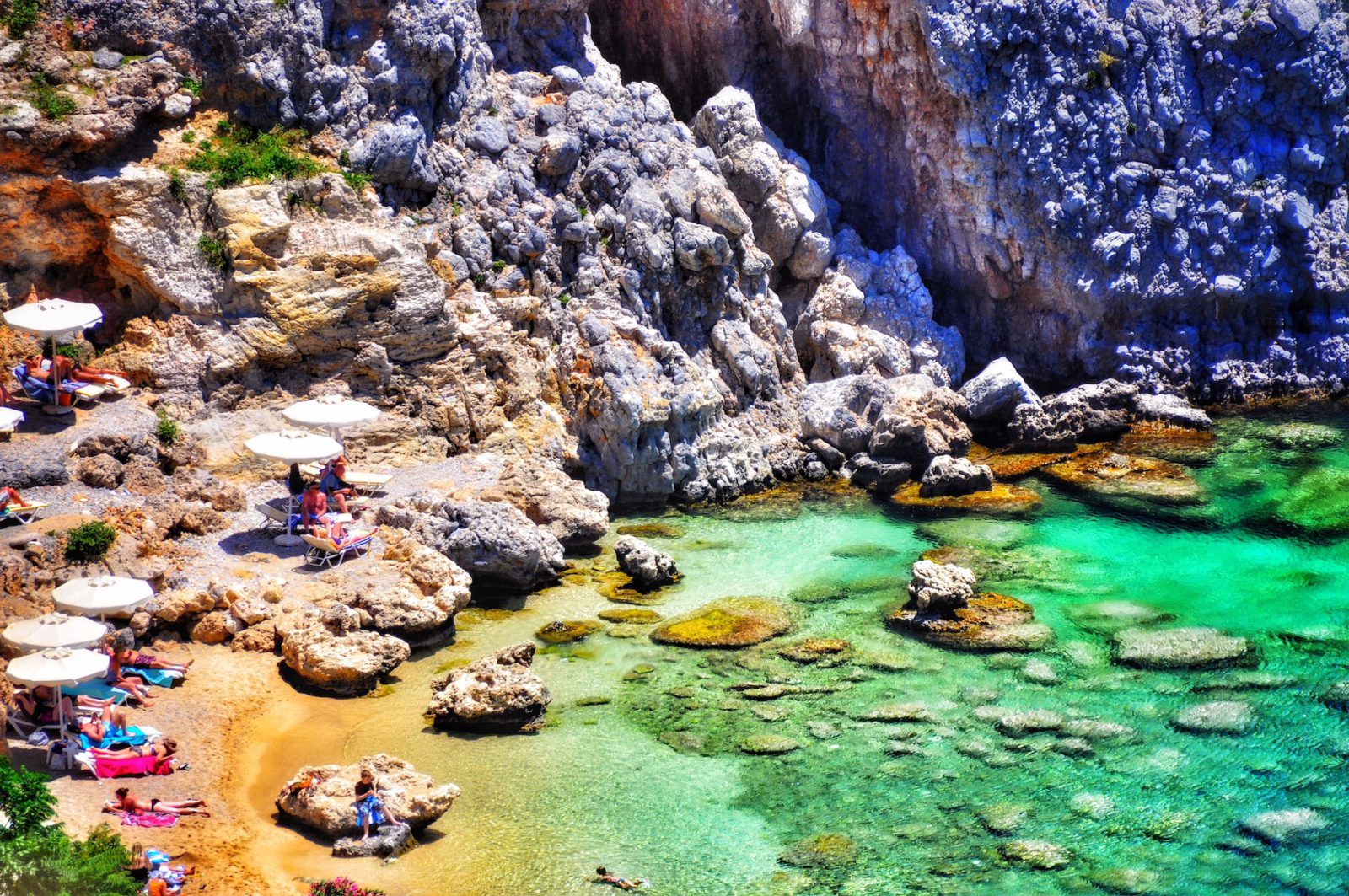 Roadtrippen naar de mooiste plekjes op Rhodos: 5 dingen die je er niet ...